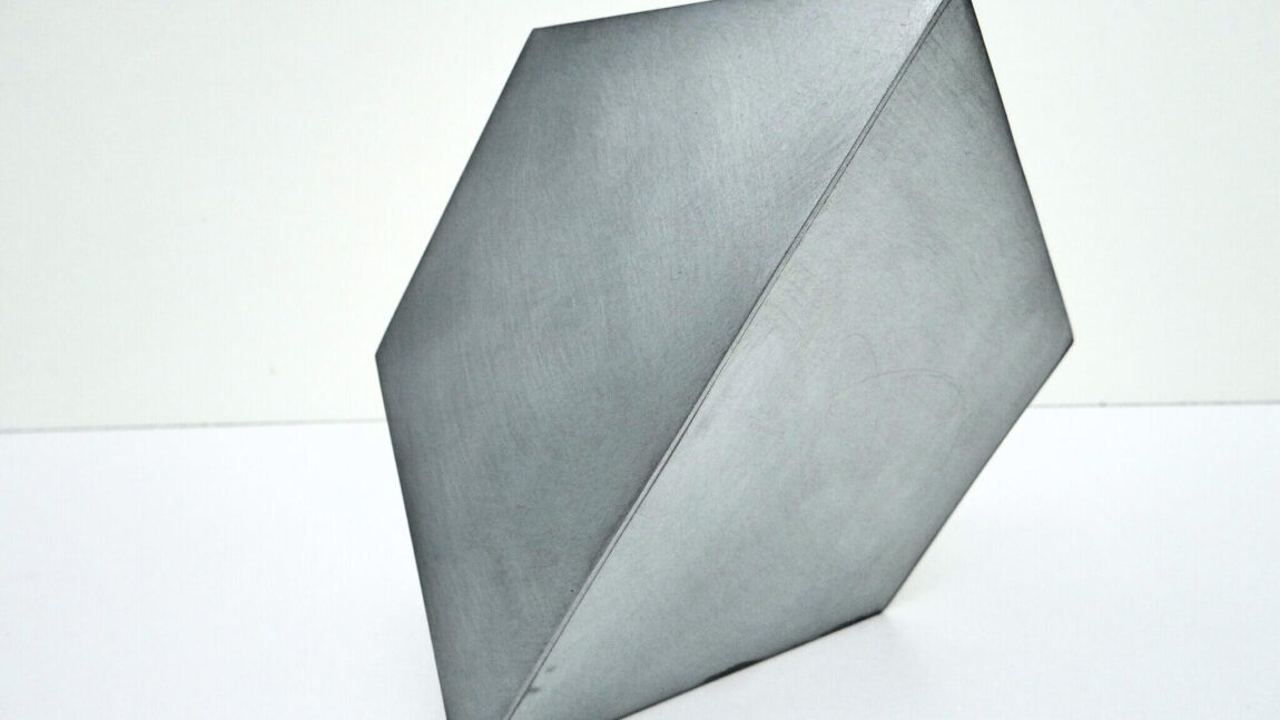 Special Polyhedra VI Cremation Urn ⋆ Art-Memorials.com
